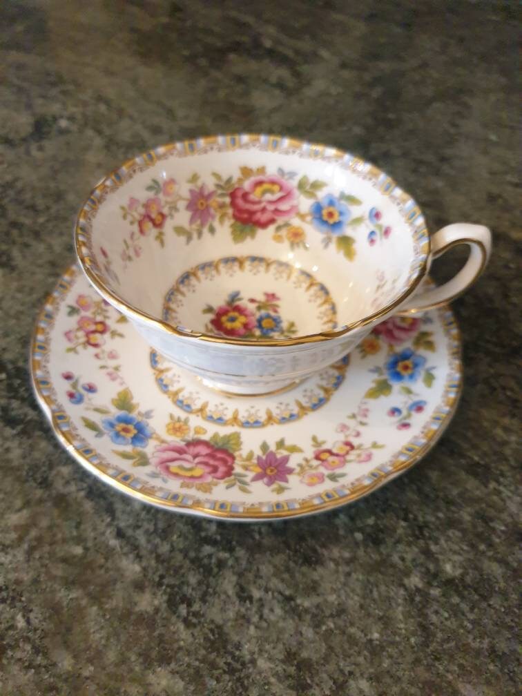 Royal Grafton Bone China Serie Malvern Cup and Saucer - Etsy