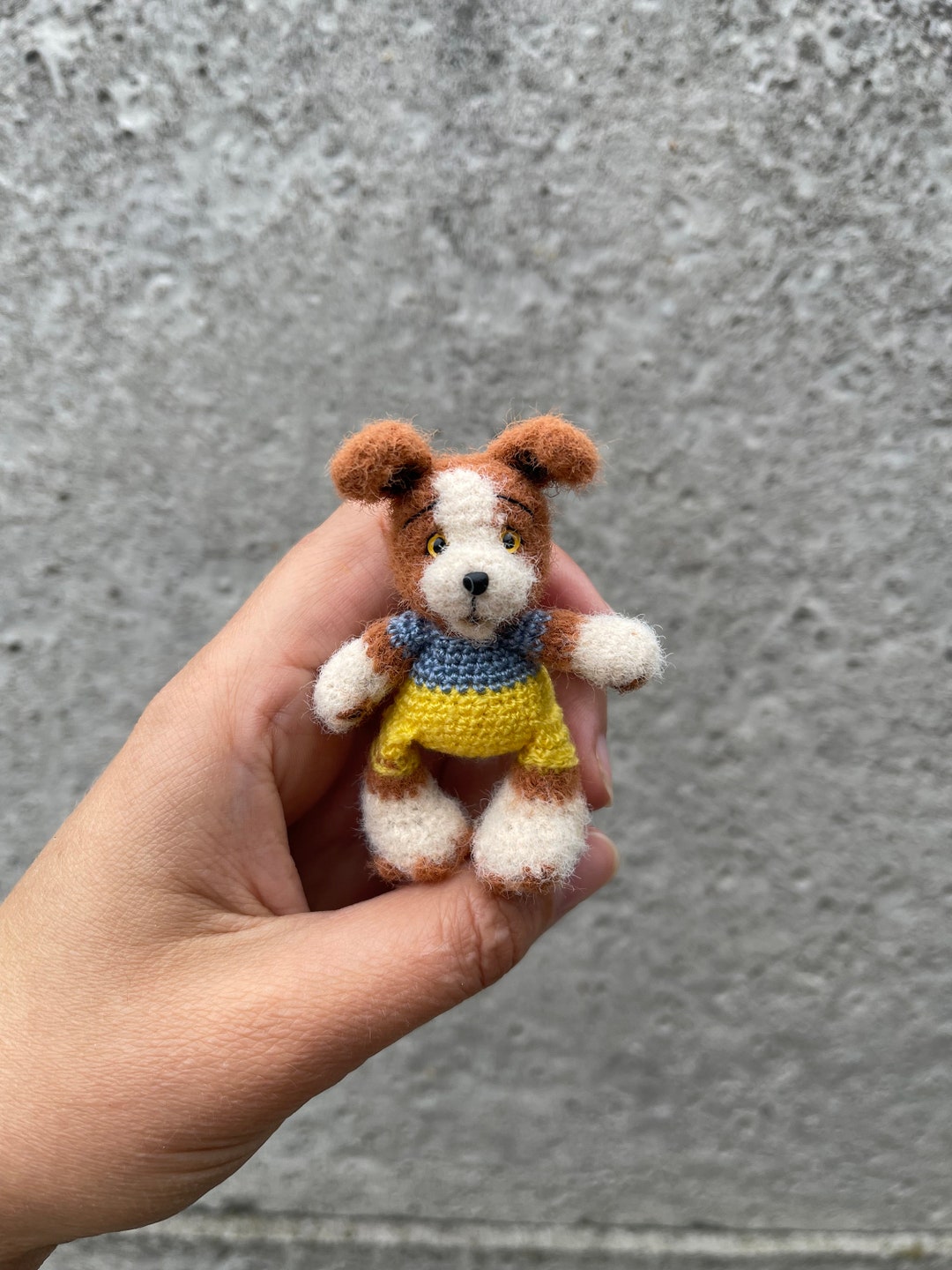 Miniature Patron Mine Sniffing Dog Ukrainian Patriotic Dog Crocheted ...