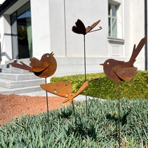 Cute Birds Kinetic Sculpture - Rusty Garden Decor - Exterior Kinetic ...