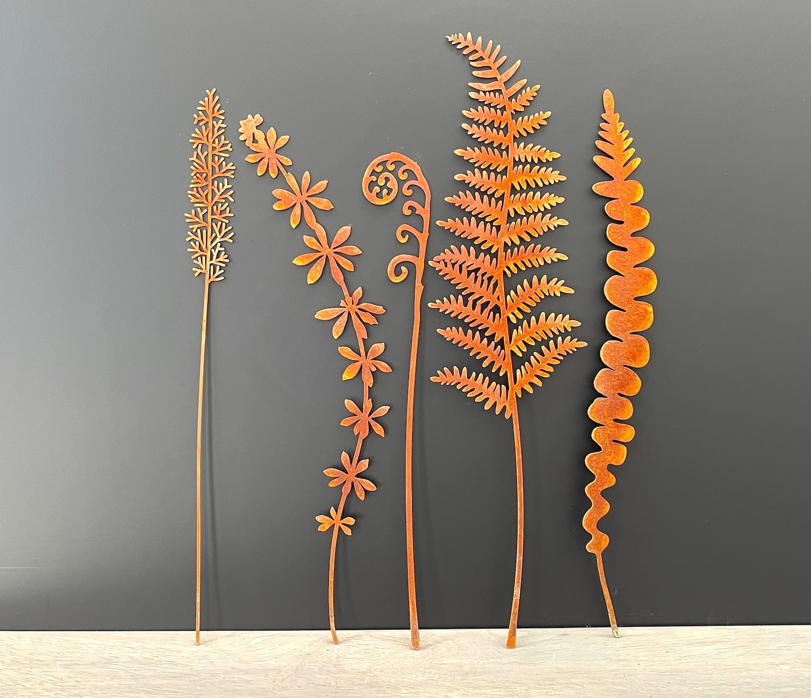 Rusted Metal Fern Leaf Plant Stakes: Rustic Garden Art Decor - Etsy