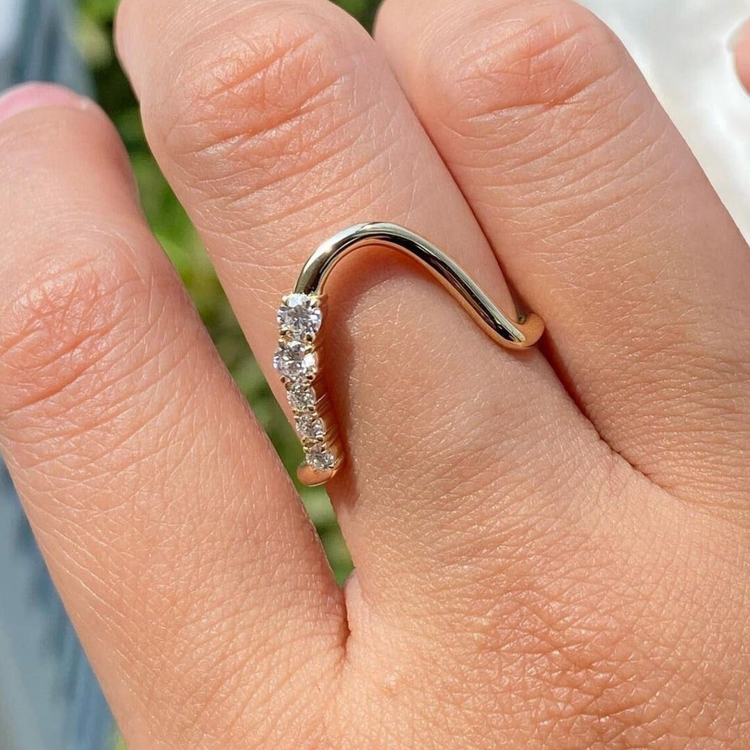 Delicate Curved Ring 14K Yellow Gold Round Moissanite Wedding Ring ...