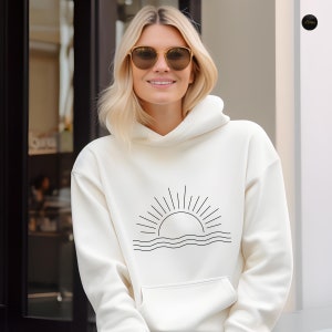 Retro Ocean Sun Tee, Nature Graphic Tshirt, Womens Summer Tee, Sunrise ...