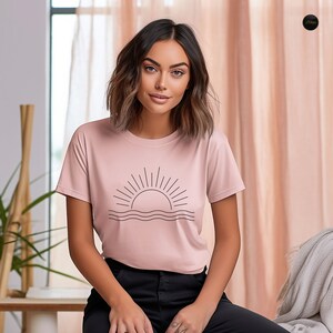 Retro Ocean Sun Tee, Nature Graphic Tshirt, Womens Summer Tee, Sunrise ...