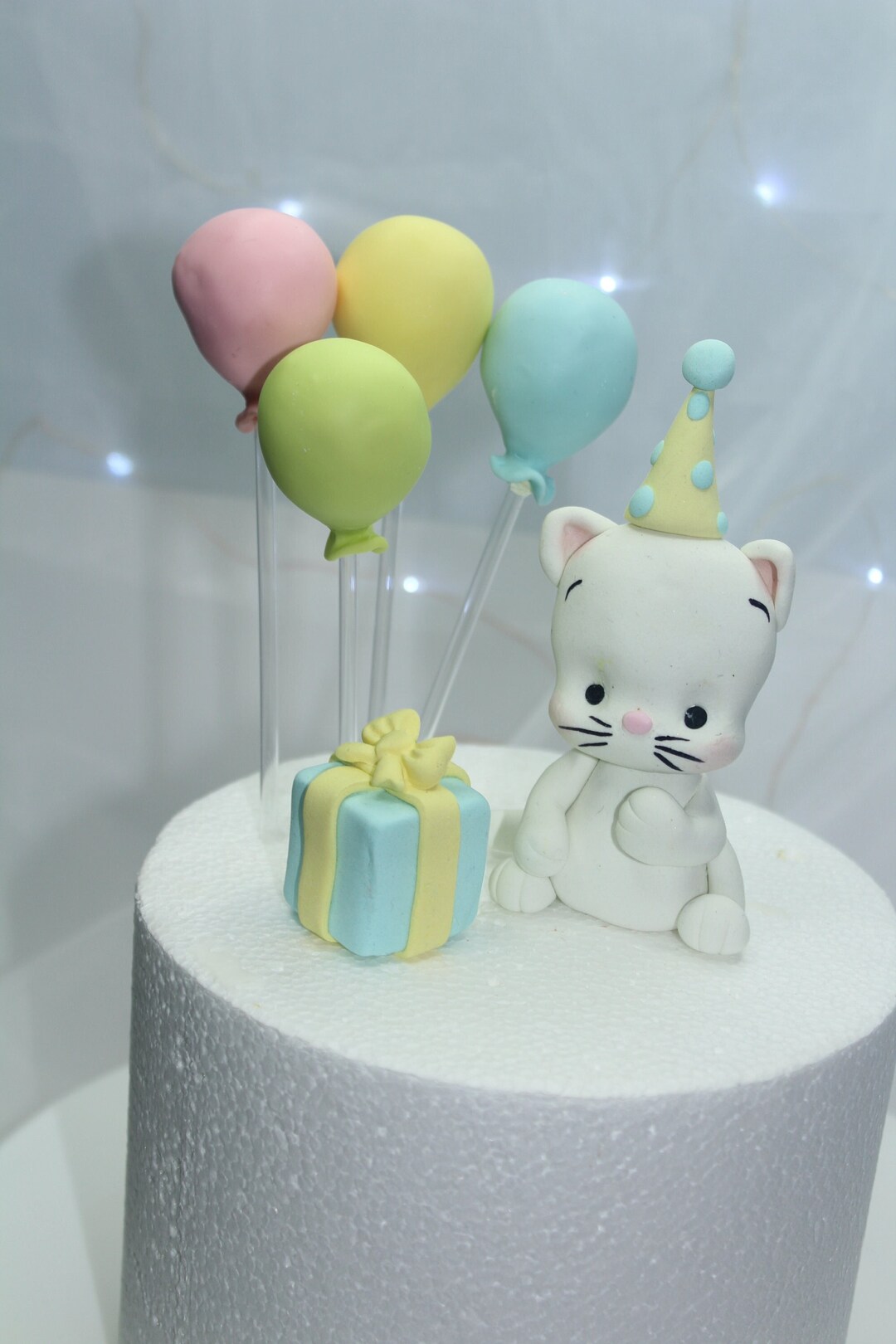 Cat Fondant, Edible Cake Topper, Cat in Cold Porcelain, Cat Party ...