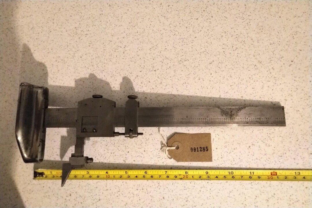 Vertical Vernier for Measuring Vertical Distance From a Surface ...