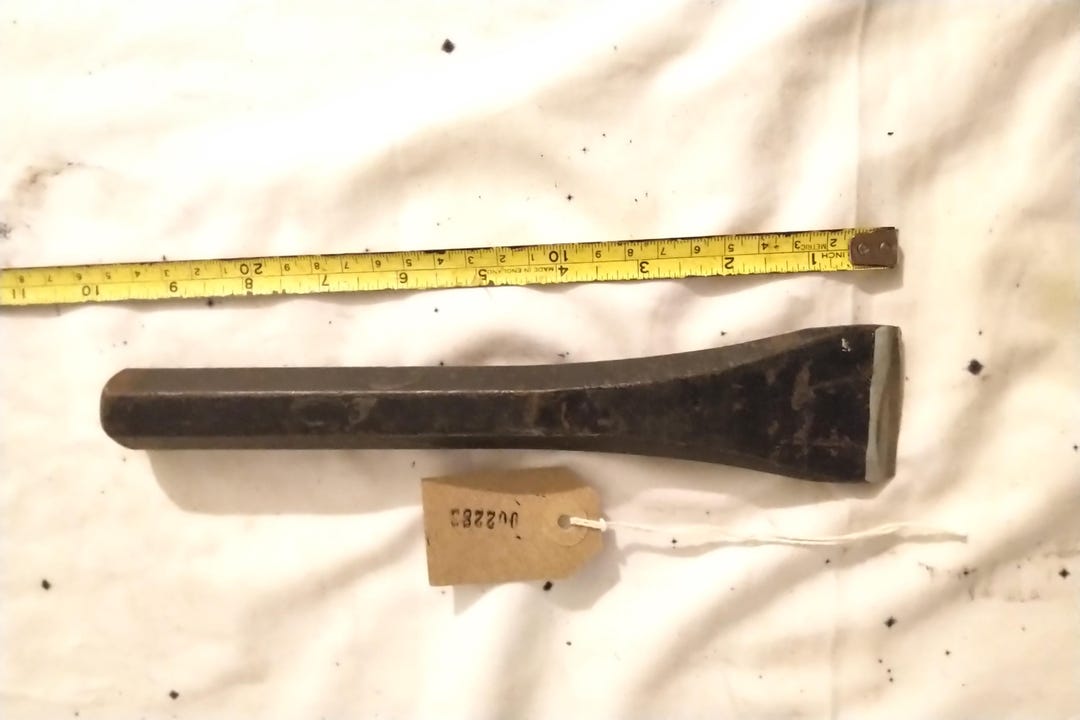 Mason's Cold Chisel in Excellent Condition, Cleaned and Sharpened Ready ...
