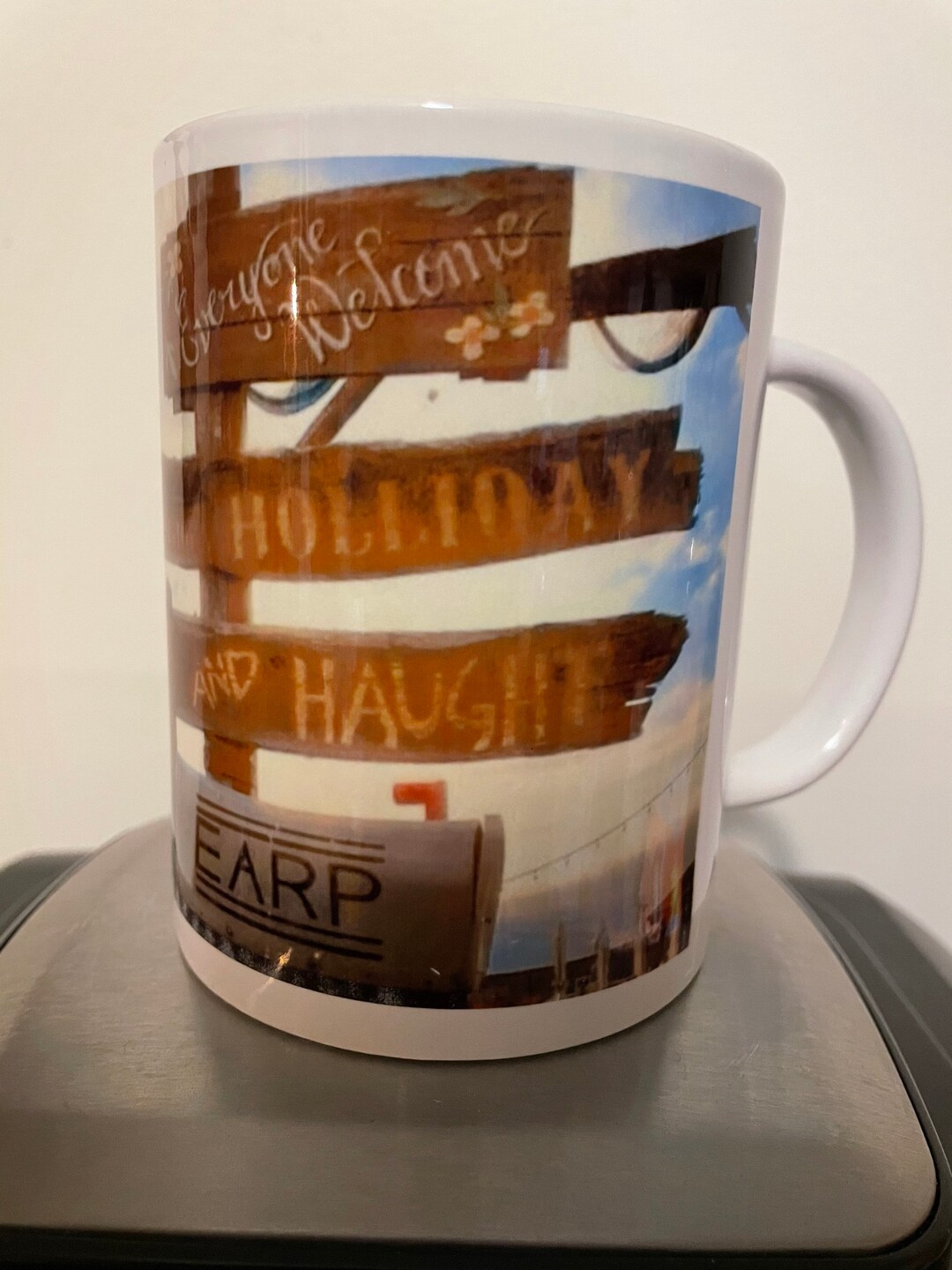 Wynonna Earp Everyone Welcome Mug - Etsy