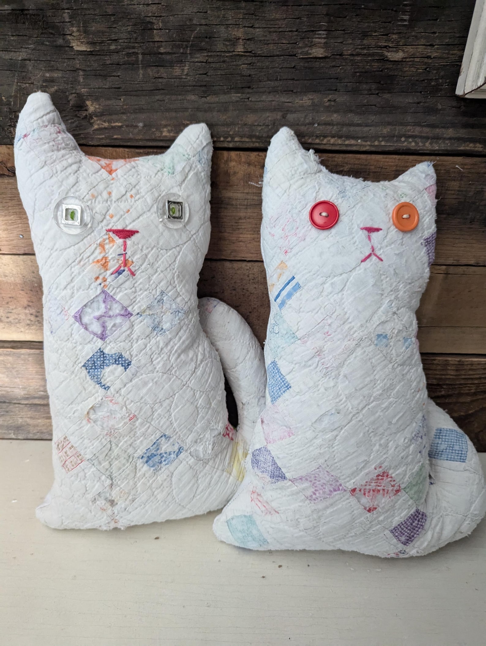 Antique Quilt Cat Pillow Vintage Embroidery Tablecloth Backing Button ...
