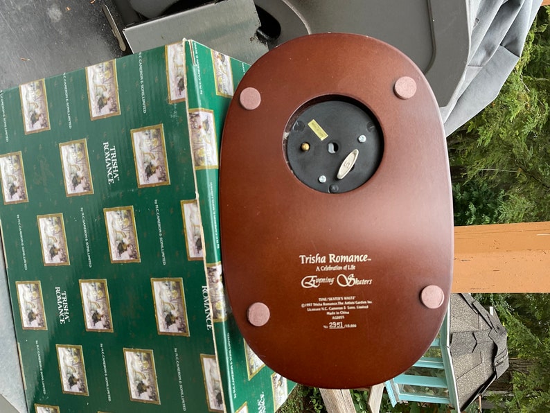 Trisha Romance Evening Skaters Musical Figurine on Stand, Trisha ...