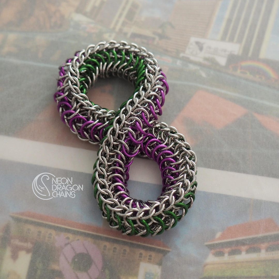 Chainmaille Mobius Fidget Spinner / Green Purple Fidget Toy - Etsy