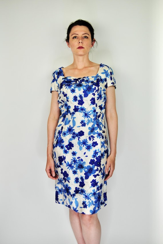 1960s Vintage Helga Off White and Blue Silky Floral S… - Gem