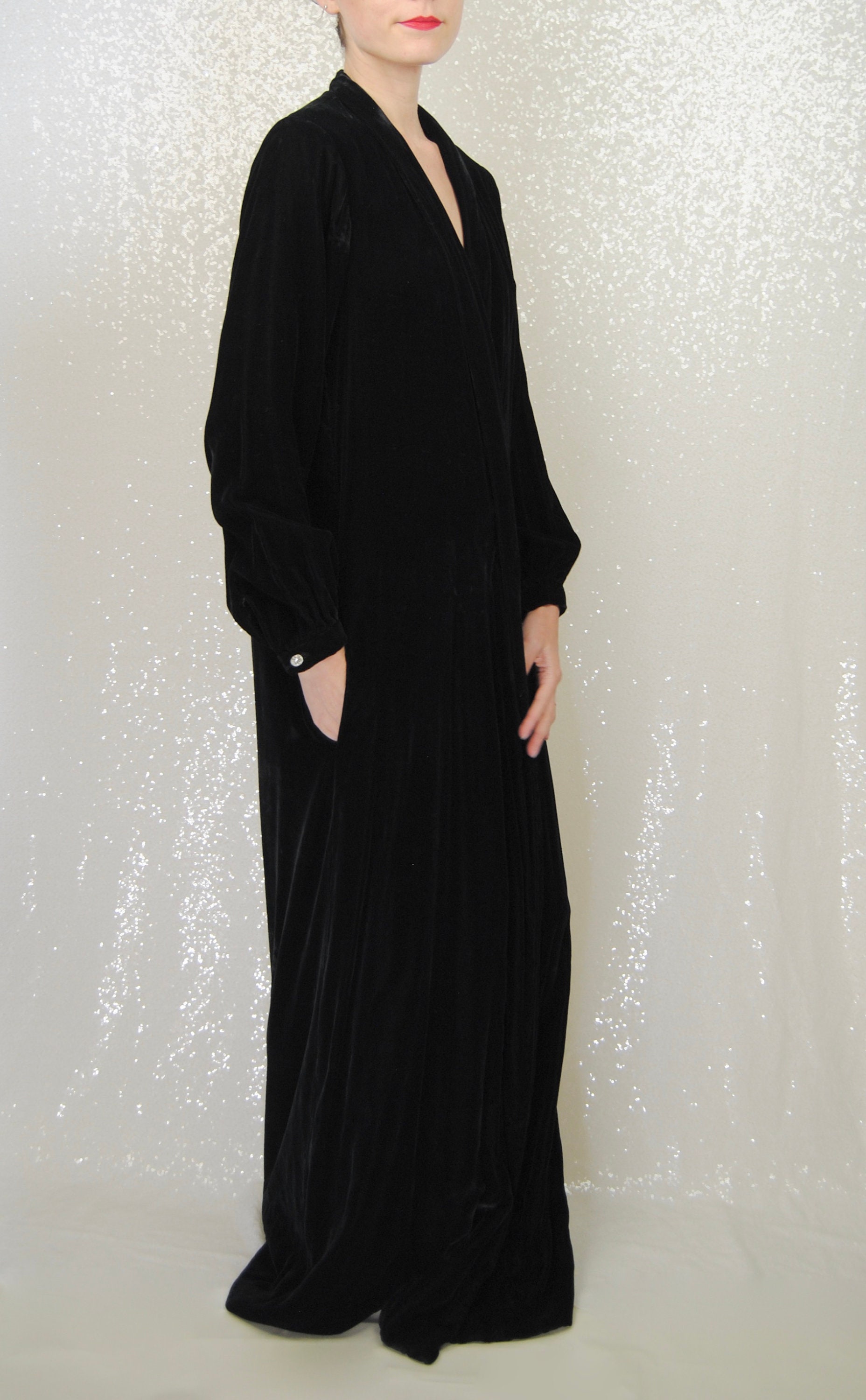 1960s 1970s Long Black Velvet Robe With Pockets Md to Lg - Etsy