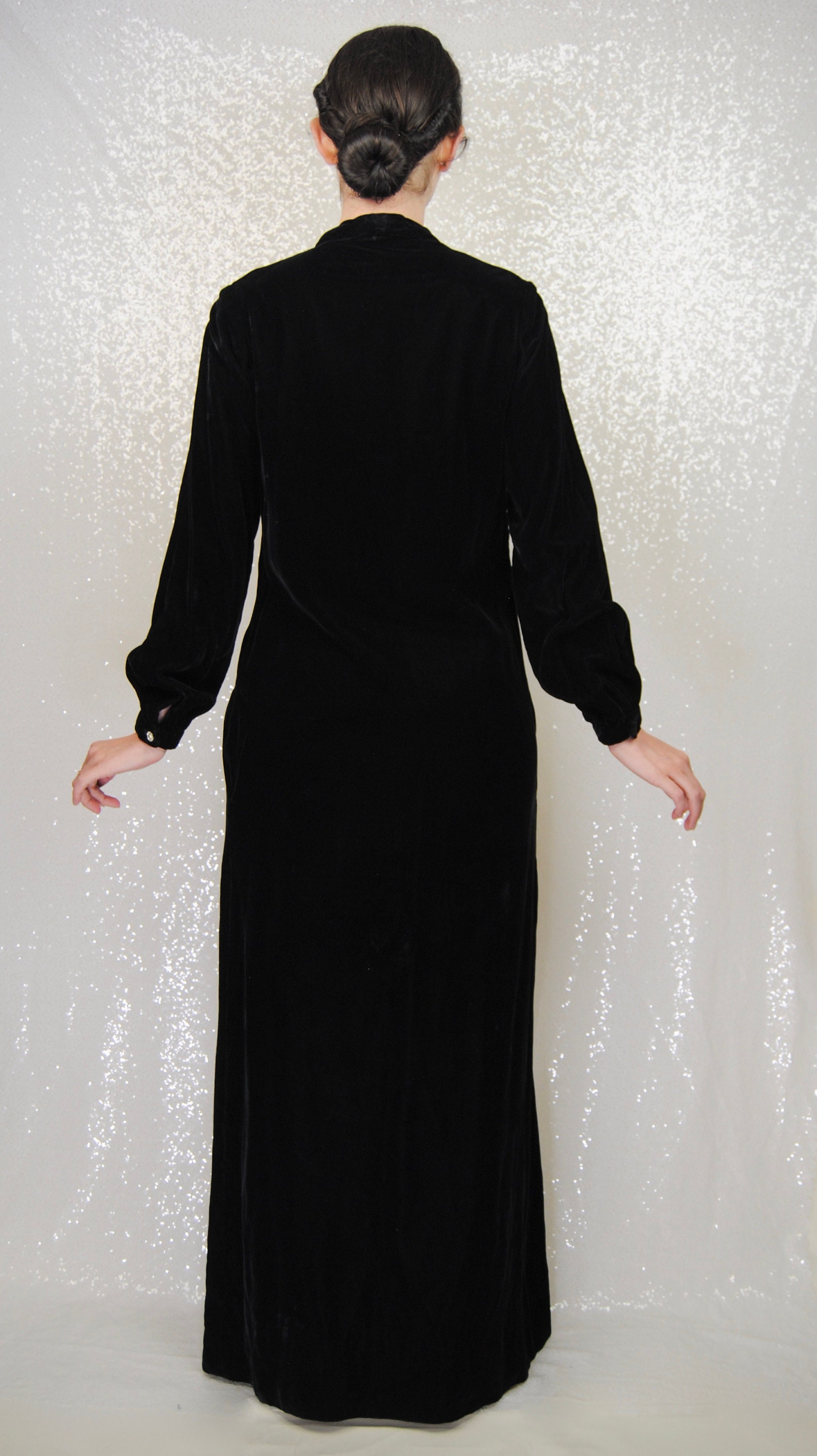 1960s 1970s Long Black Velvet Robe With Pockets Md to Lg - Etsy