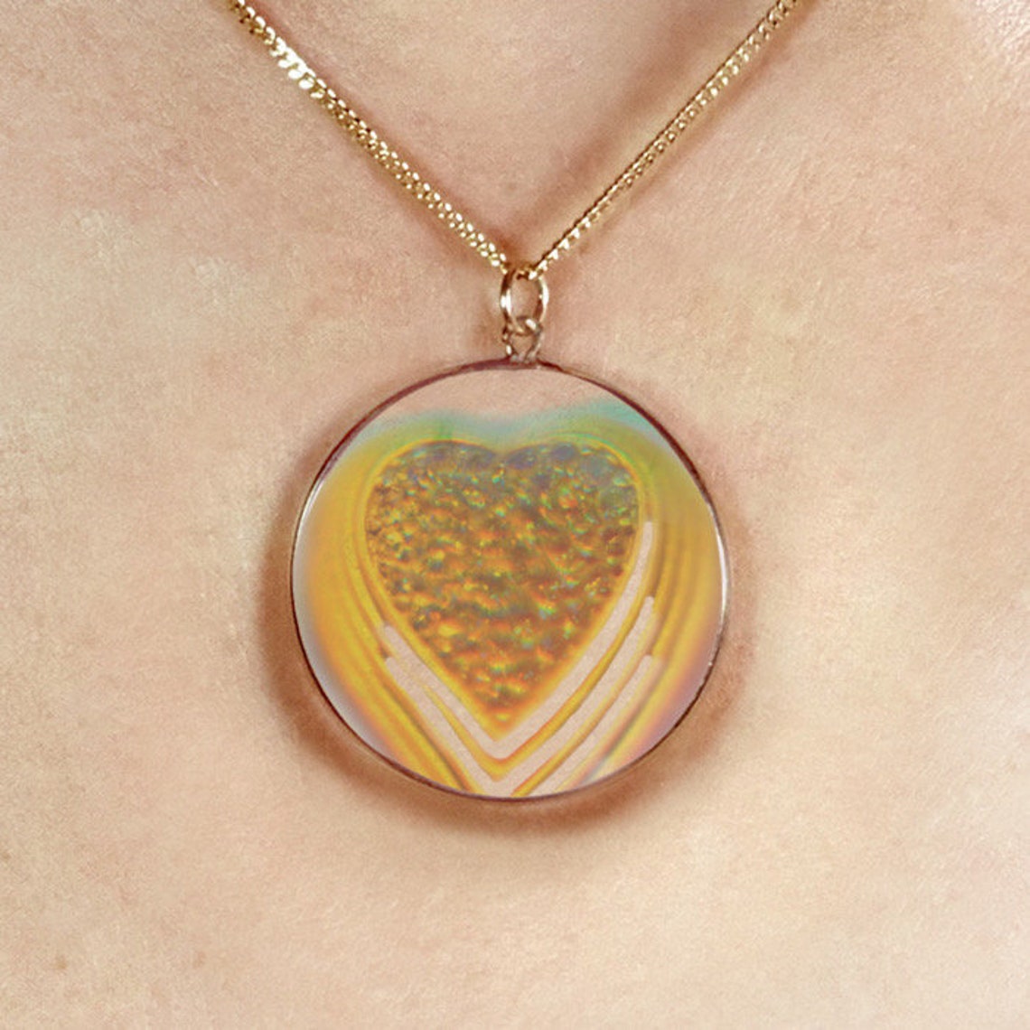 9ct Gold Hologram Pendant - Diamond Encrusted Heart (medium) - Etsy