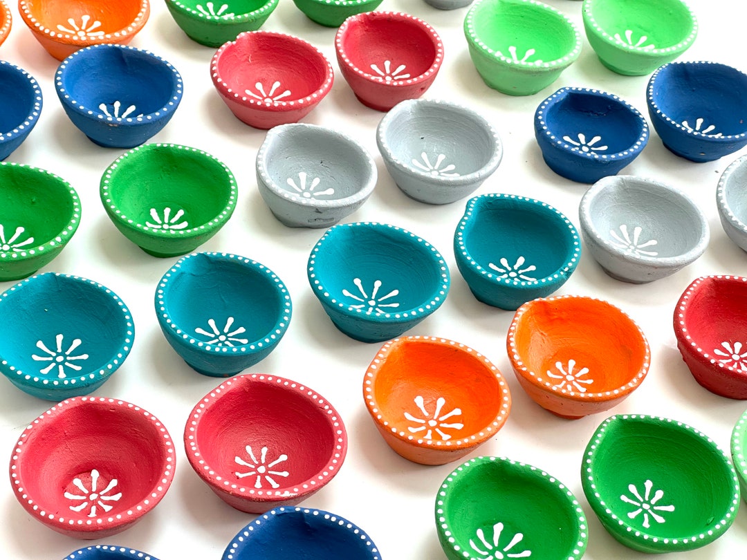 10 PCS Indian Clay Diya for Diwali, Hand Painted Traditional Mitti Diya ...
