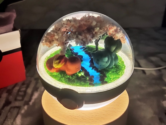 Holiday Bulbasaur Light Up Dome Terrarium Art & Collectibles Figurines ...