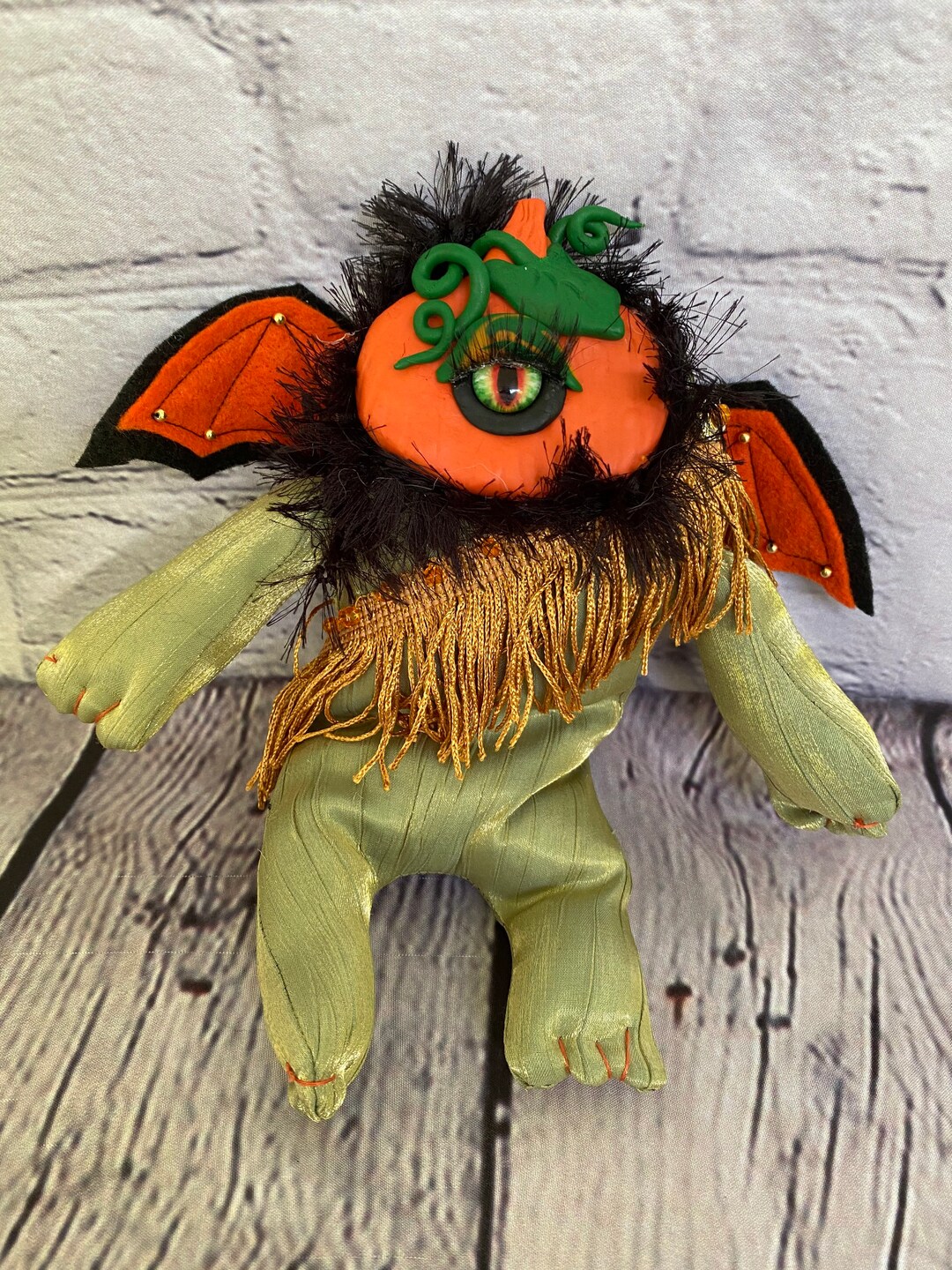 Cyclops jack-olantern Bat Creature - Etsy.de