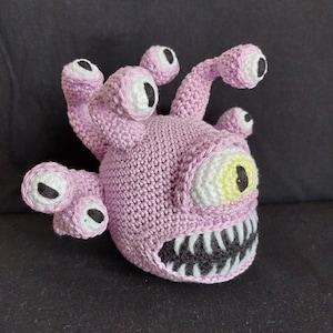 Crochet PATTERN Beholder - Etsy