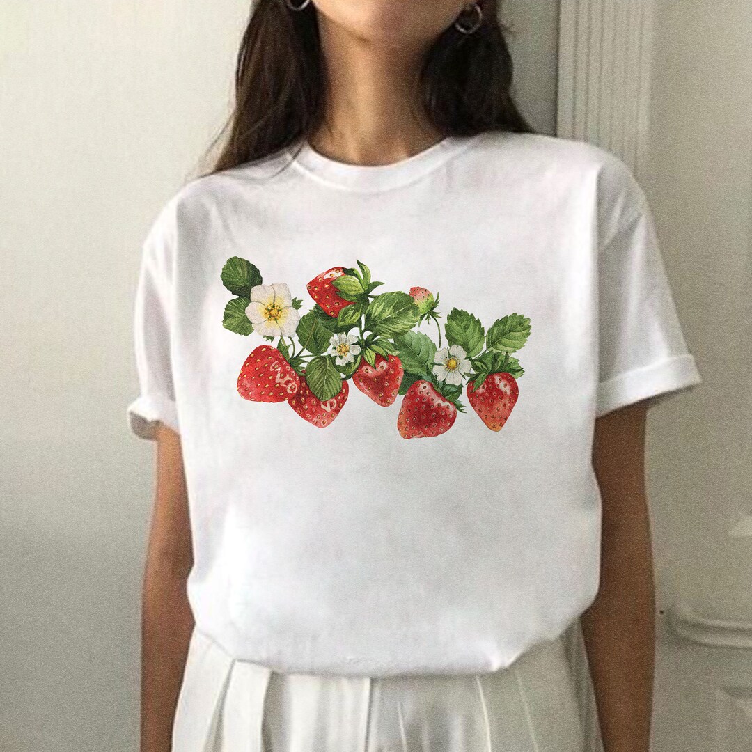 Strawberry Comfort Colors T-shirt | Vintage Strawberry T-shirt | Strawberries T-shirt ...