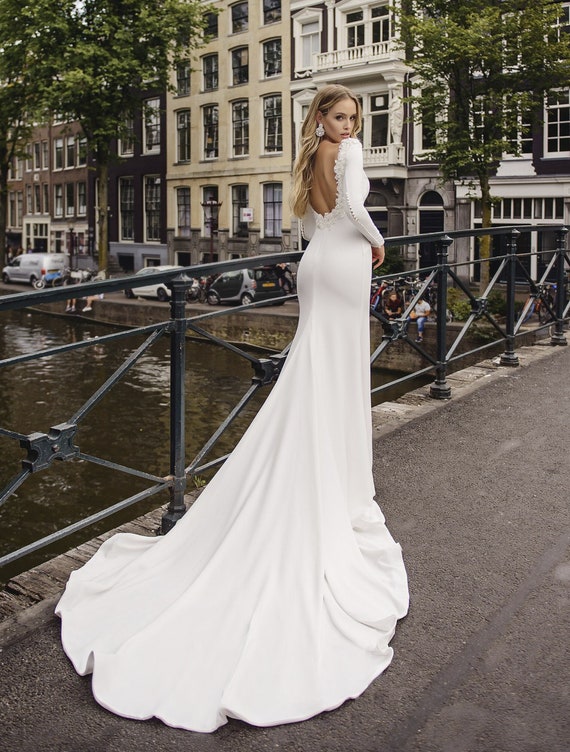Vintage Open Back Wedding Dresses