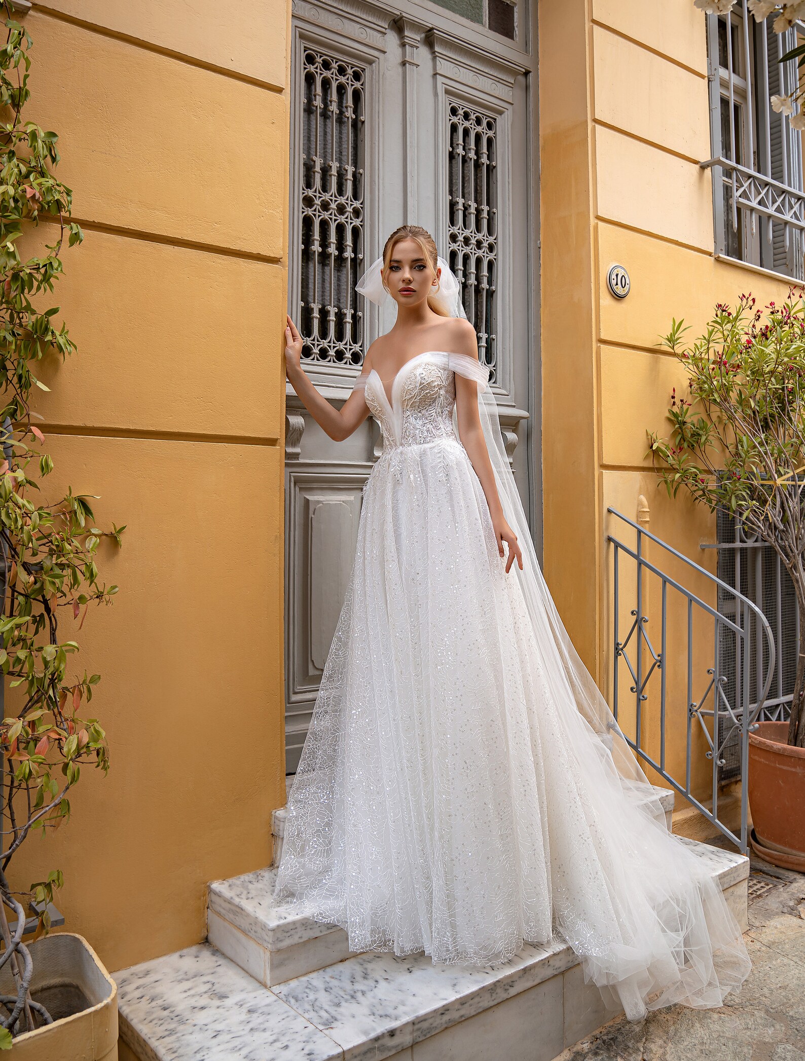 Off-the-shoulder Wedding Dress Tulle Bridal Dress Glitter - Etsy