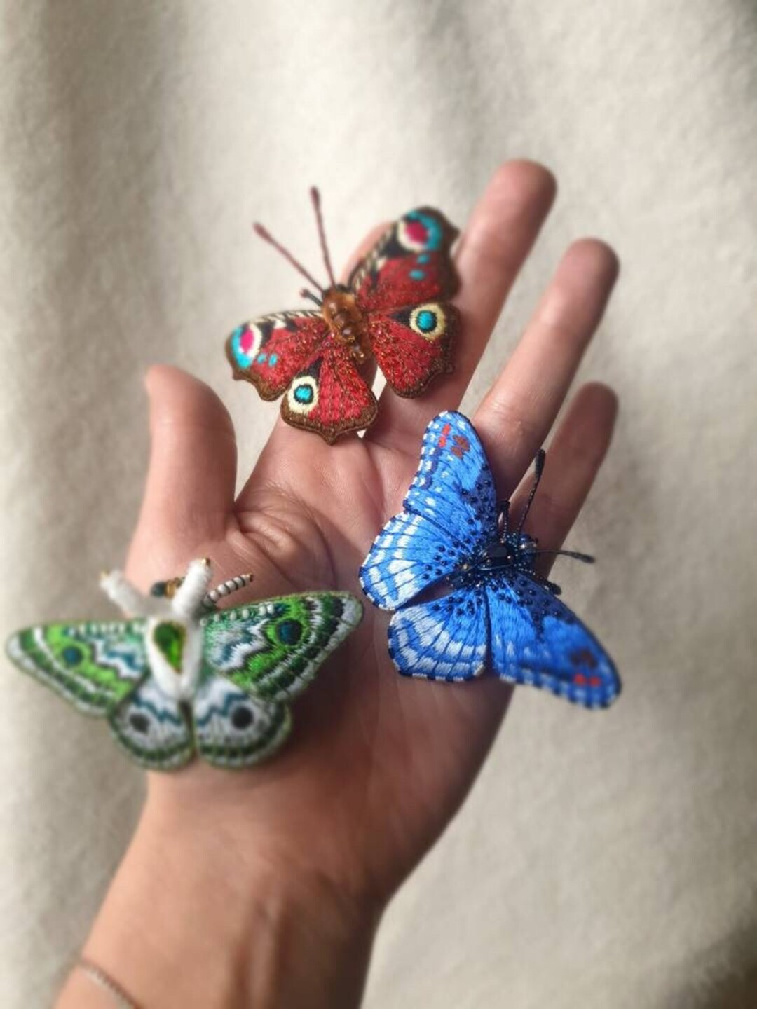 MADE TO ORDER Insekte Broschen, Jede Art Motte, Käfer Liebhaber Schmuck ...