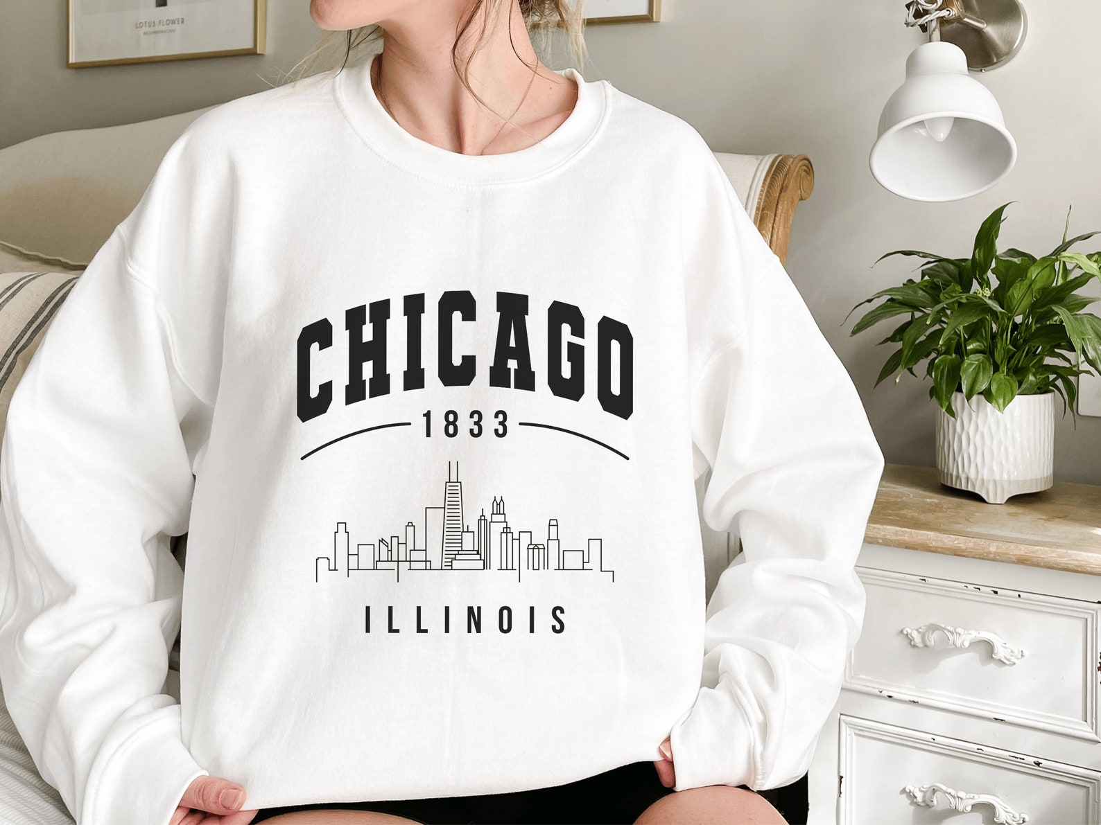 Chicago Sweatshirt Chicago Sweater Chicago Skyline Shirt | Etsy