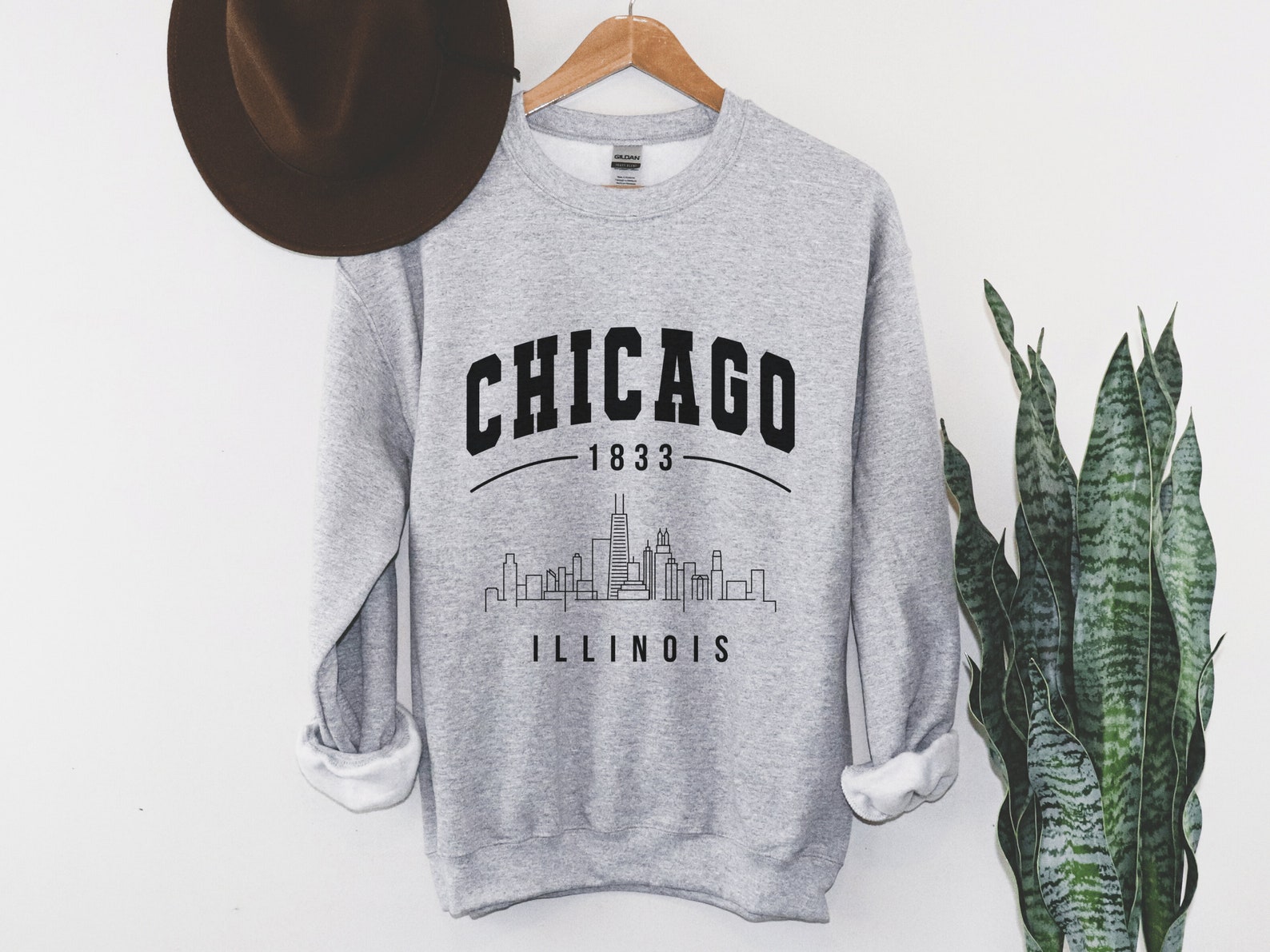 Chicago Sweatshirt Chicago Sweater Chicago Skyline Shirt | Etsy