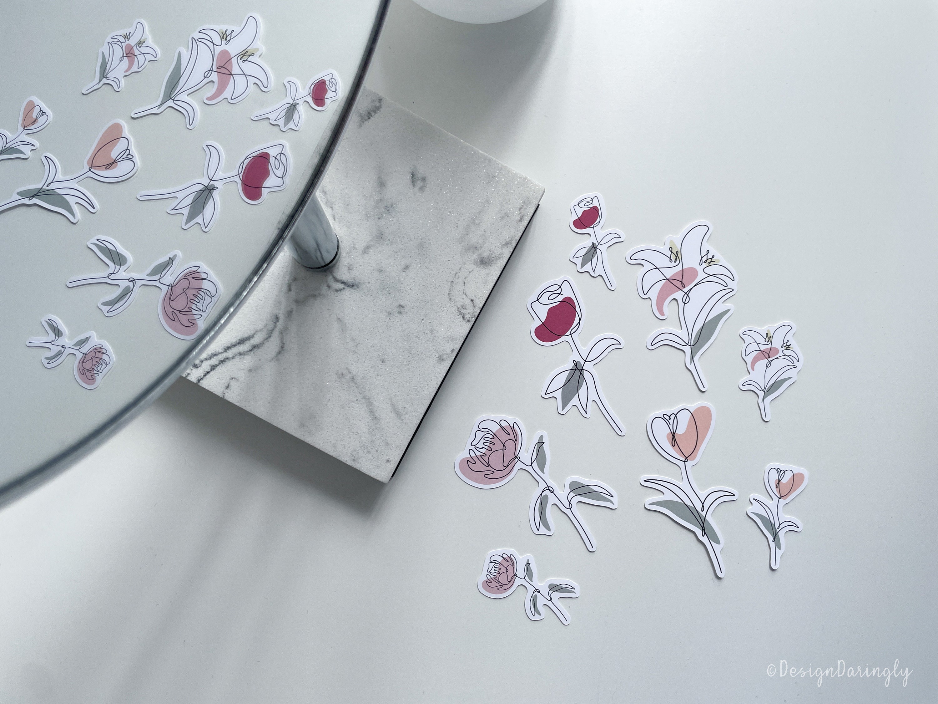 Tulip Line Art Sticker, Abstract Tulip Flower Sticker, Minimalistic ...