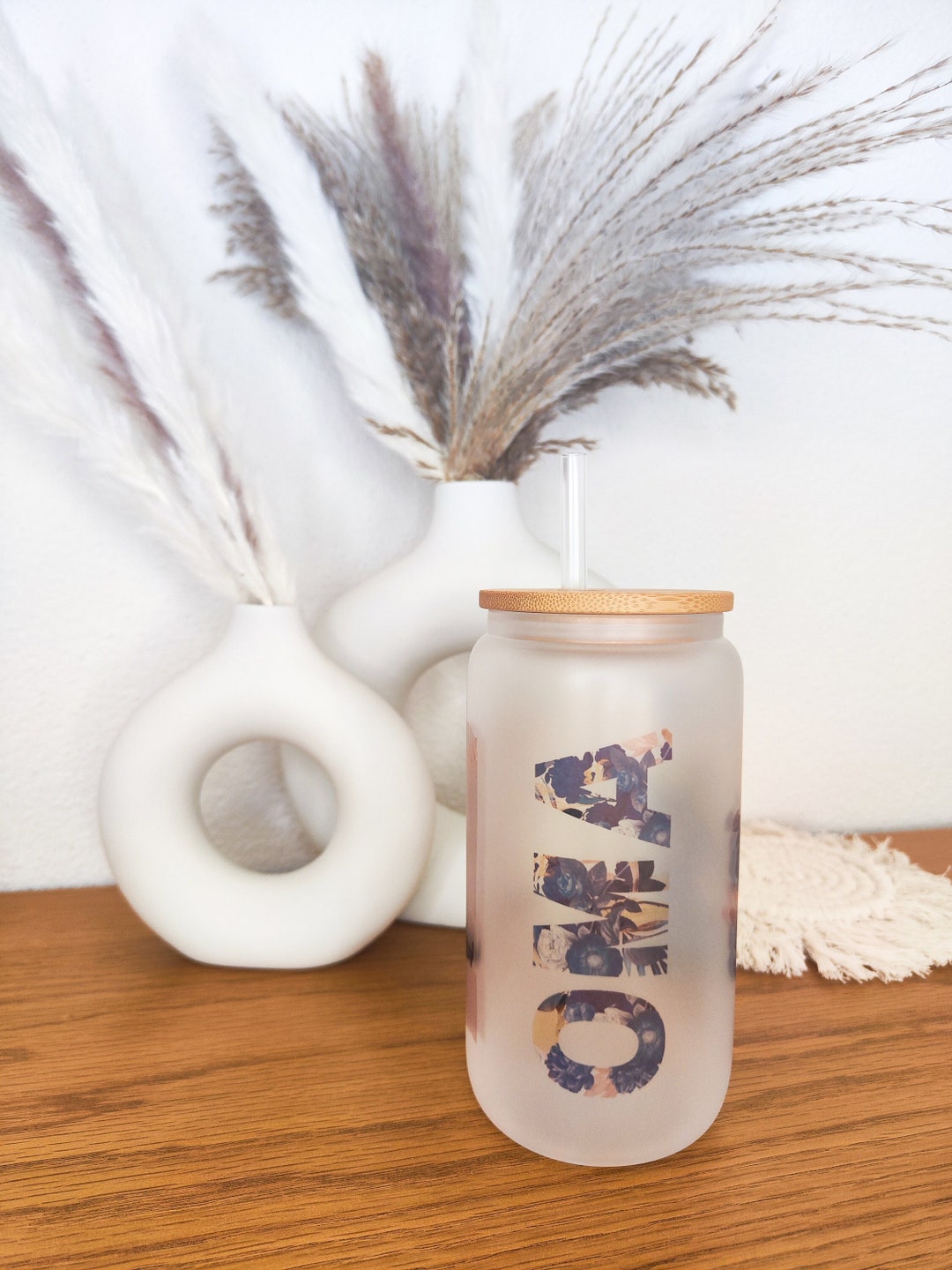 OMA Name Foto Blumen Design | Trinkglas mit Bambusdeckel und Trinkhalm ...