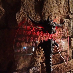 DOOM Eternal Marauder the Argent Axe - Etsy