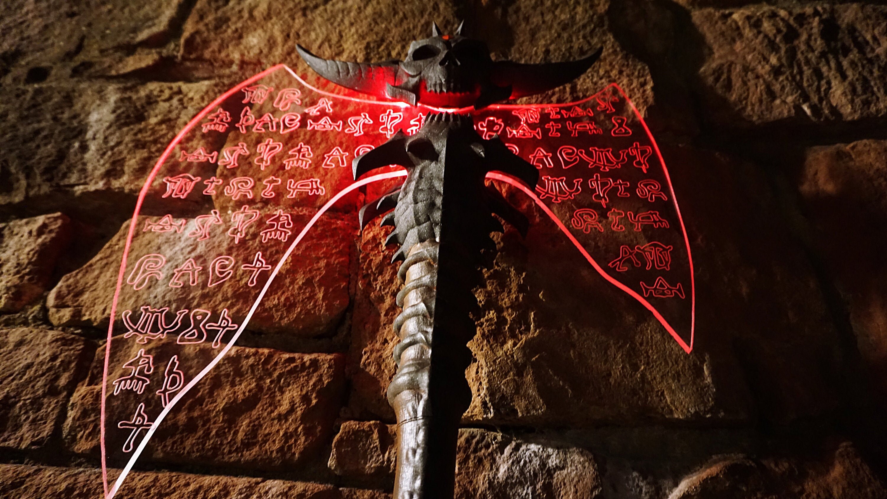 DOOM Eternal Marauder the Argent Axe - Etsy