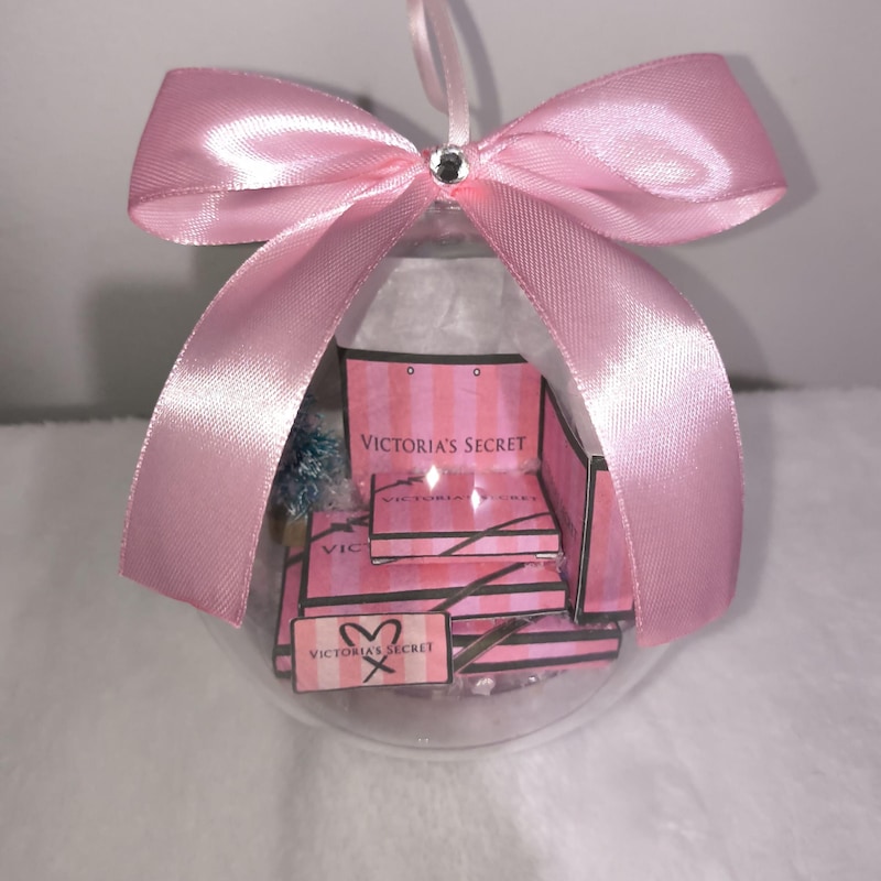 Victoria Chairs. - Etsy