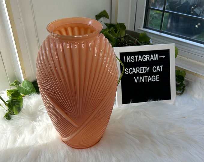 Pink Vases Post Modern | Octagonal Vase | Action of Japan | Ribbed Vase ...