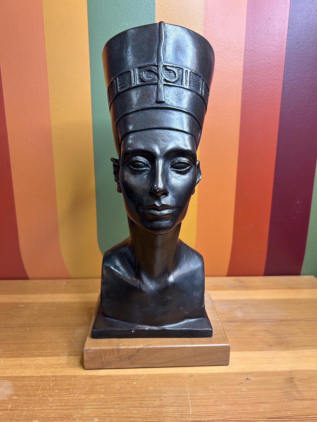 Statue of Egyptian Queen Nefertiti Large Ceramic Bust Austin Inc ...