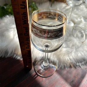 Gold Detail Wine Glasses Gold Rim With Unique Octagonal Stems a Bit of ...