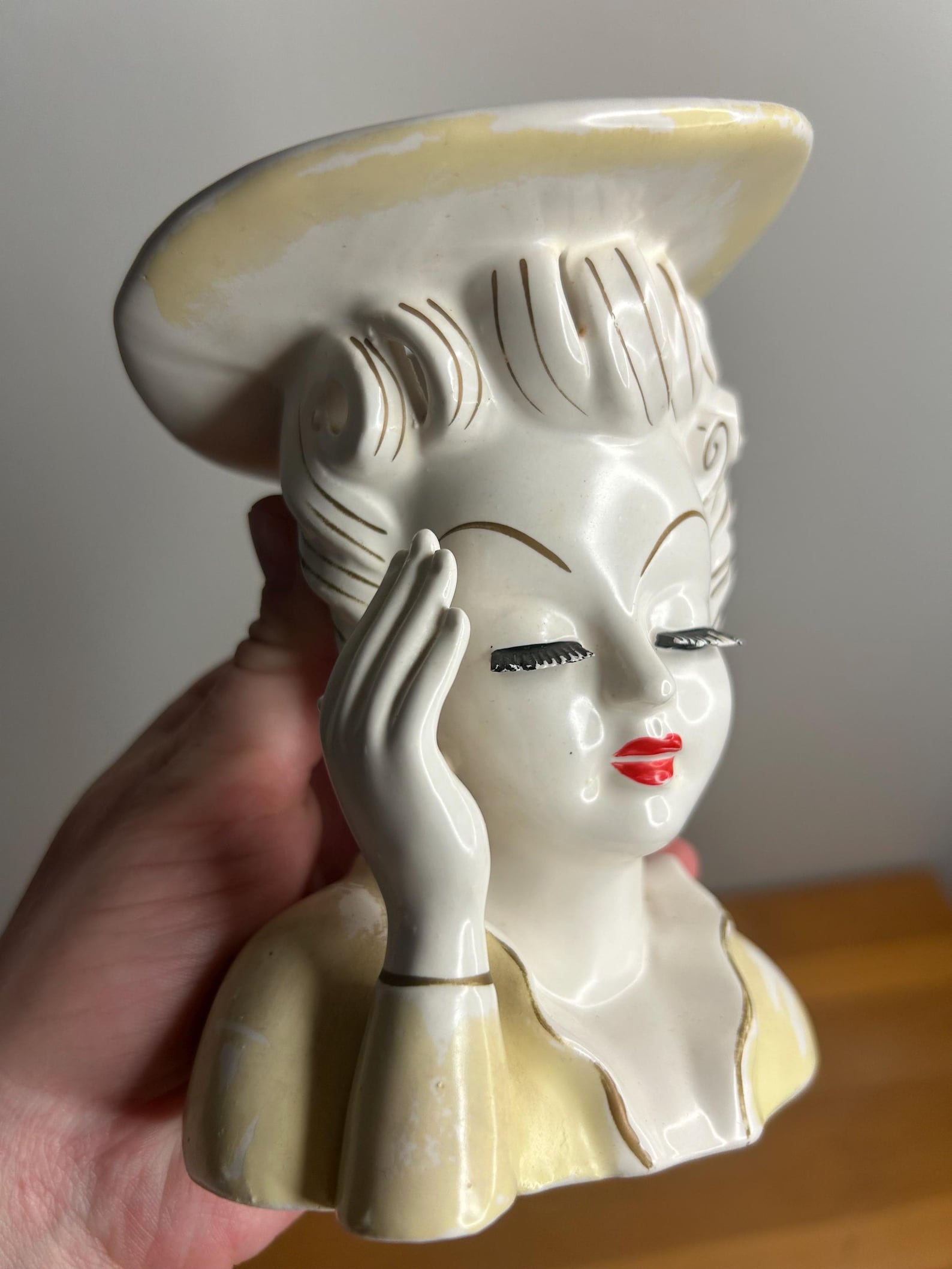 Vintage Lady Head Planternull