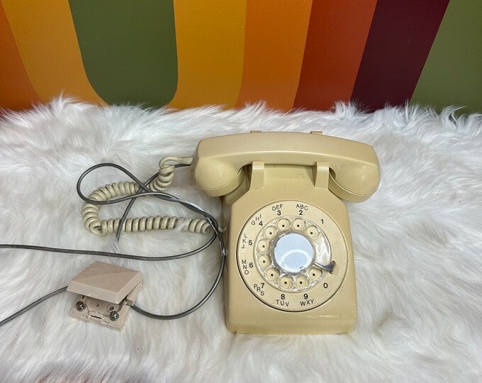 Vintage White Cream Phone Rotary Home Table Top Telephone Hard Wired ...