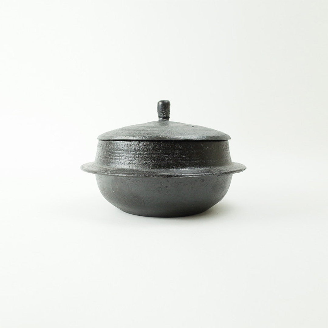 Seasoned Cast Iron Pot Musse Gamasot무쇠가마솥 - Etsy