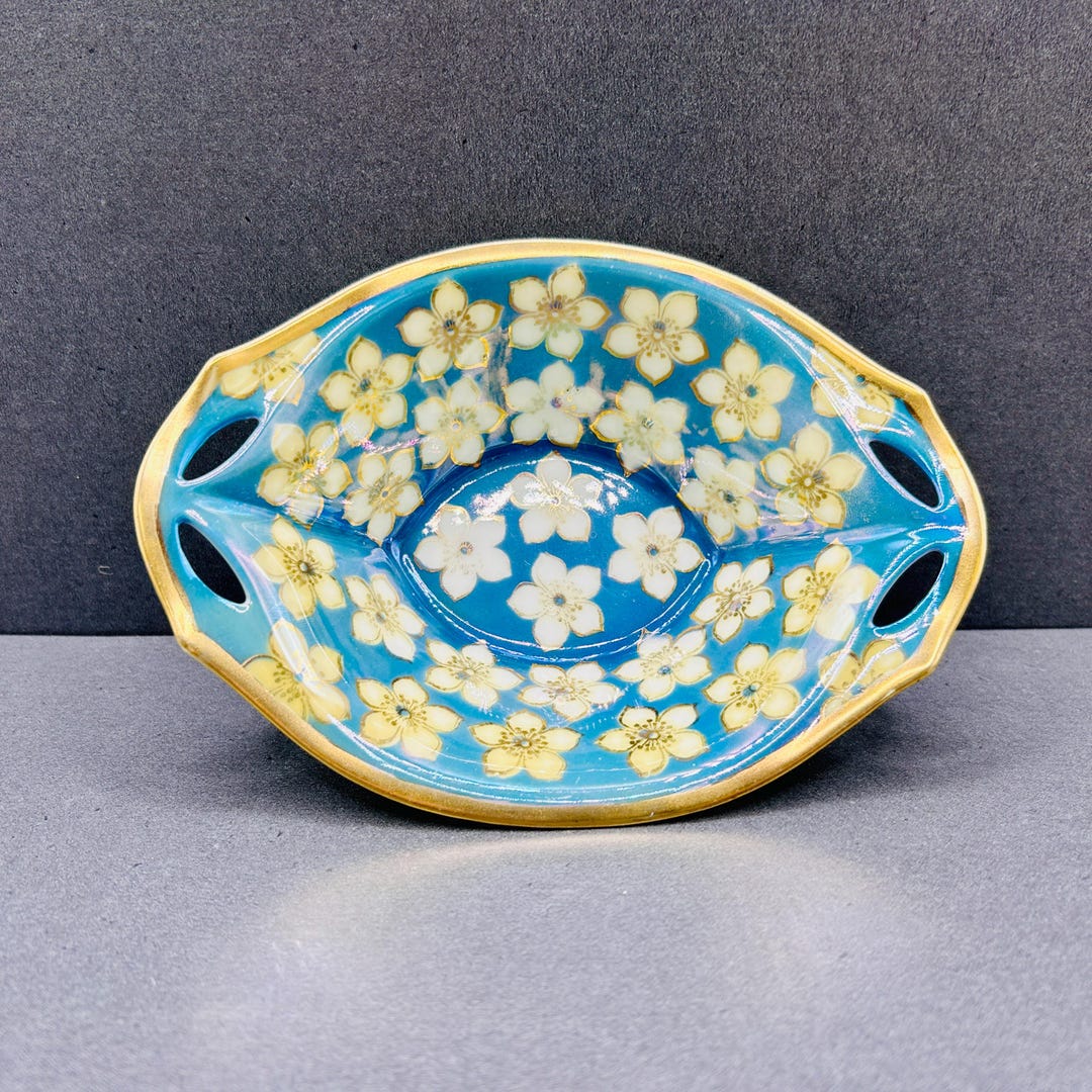 Vintage Royal Silesia Porcelain Opalescent Footed Daisy Chintz Bowl ...