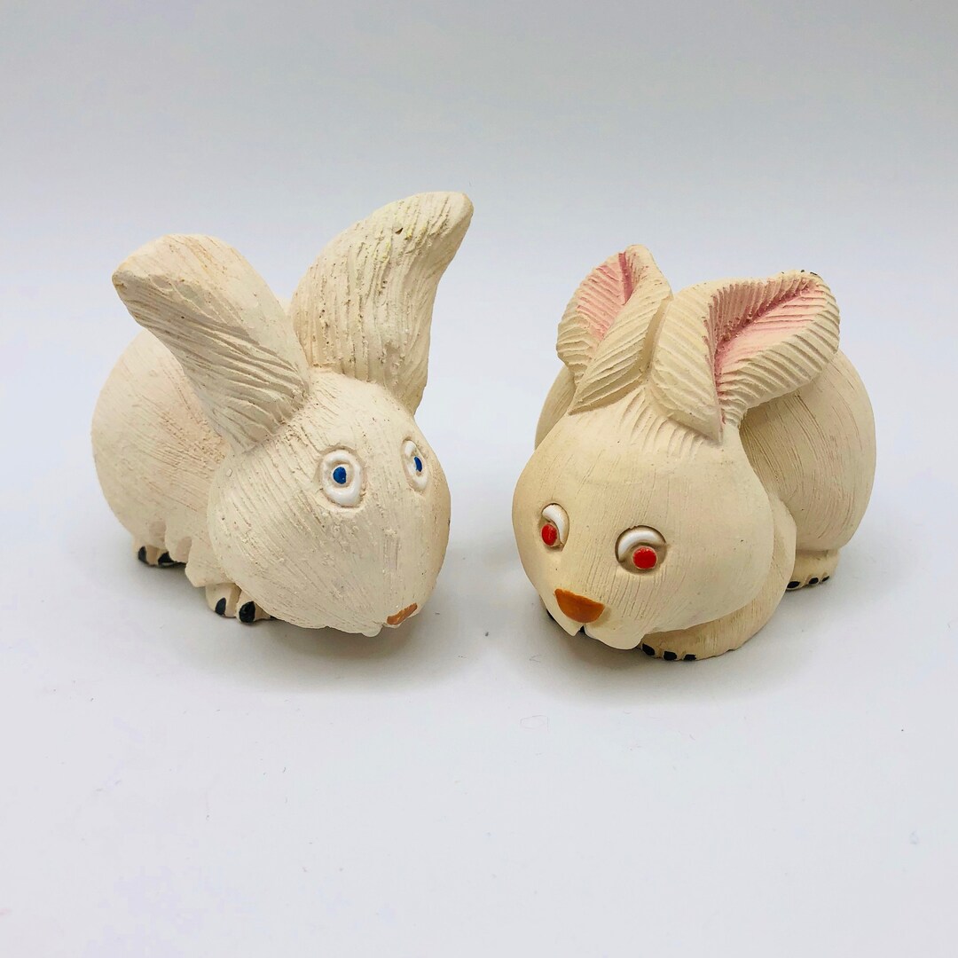 Vintage Artesania Rinconada Uruguay Pair of Bunny Rabbits Pink Eyes and ...