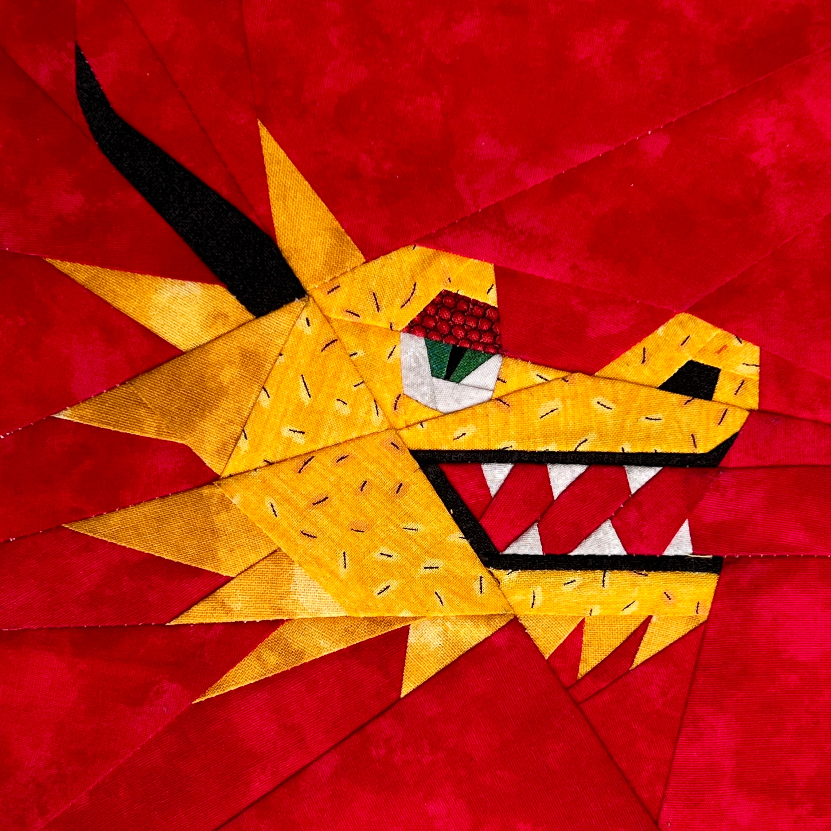 Chinese Dragon & Fu - Lunar New Year Foundation Paper Piecing Quilt ...