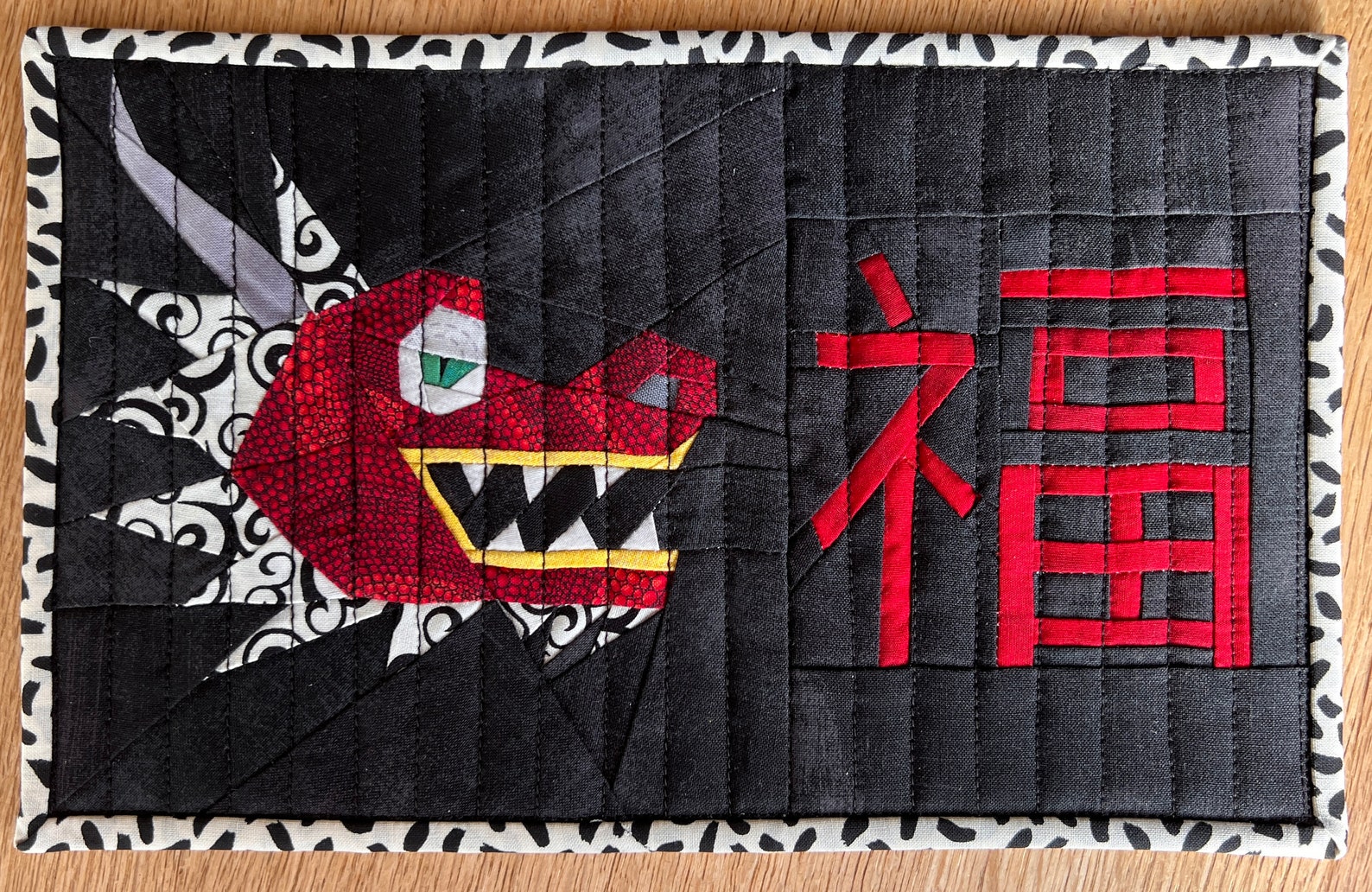 Chinese Dragon & Fu - Lunar New Year Foundation Paper Piecing Quilt ...
