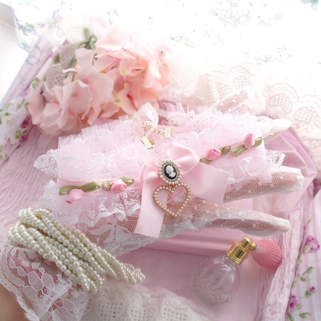 Rococo Style Lady Head Cameo Romantic Baby Pink Tulle Ruffles White ...