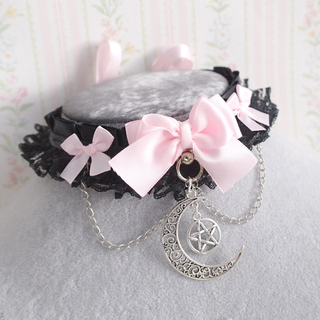 Crescent Moon and Pentagram Kitten Pet Play Collar Gear Choker Necklace ...