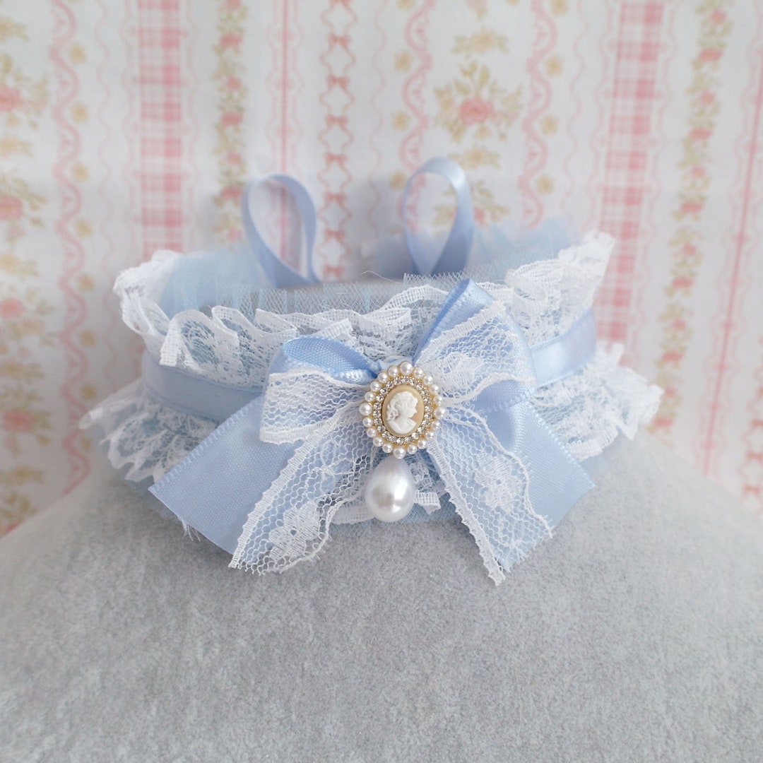 Romantic Princess Victorian Lady Head Bow Light Blue Tulle Ruffles ...