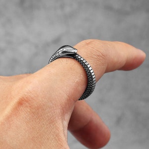 Vintage Punk Snake Ouroboros Ring Creative Snake Animal Ring Steampunk ...
