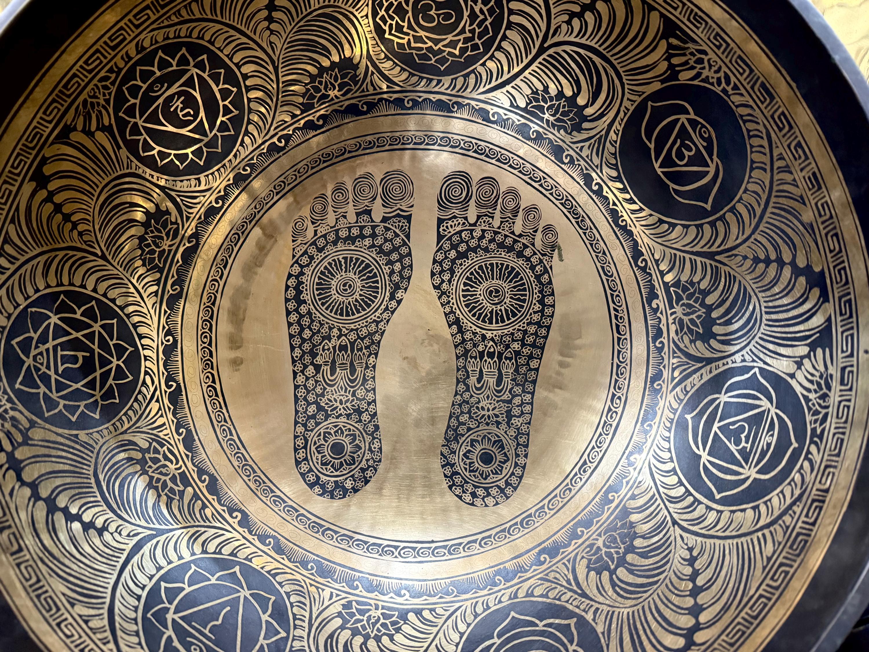 Large Buddha Feet Carved Singing Bowl: Tibetan Chakra Healing - Etsy