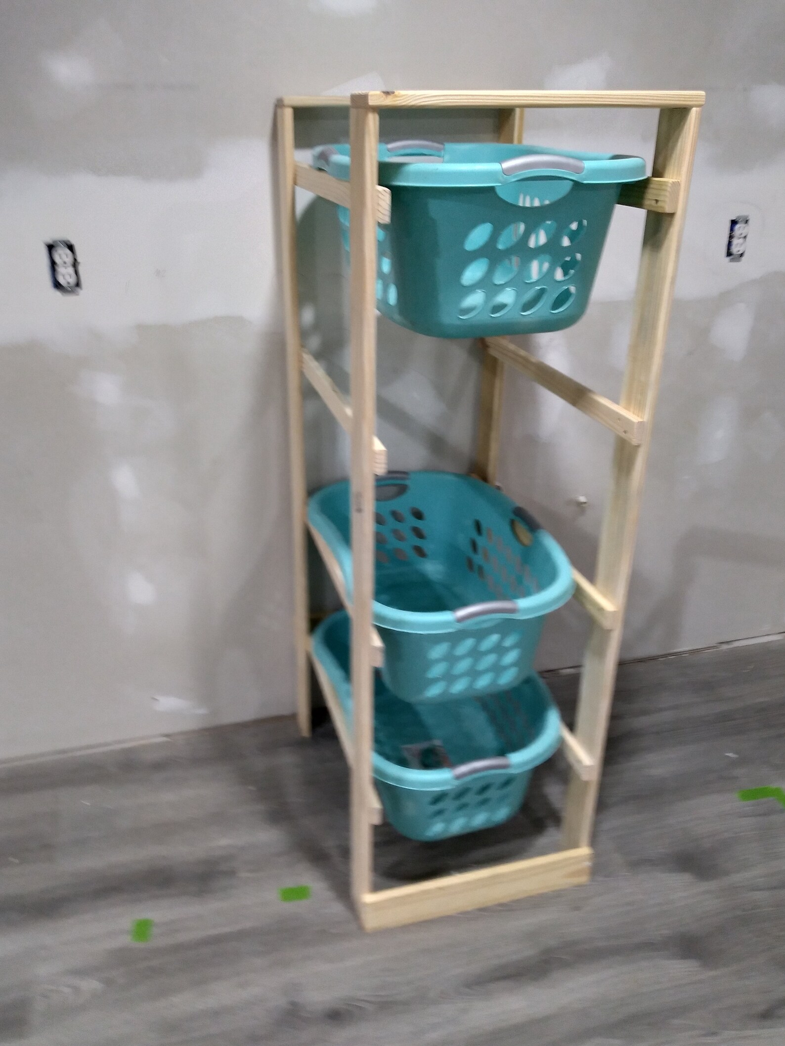 4 High Finished Laundry Basket Holder, Laundry Basket Organizer ...
