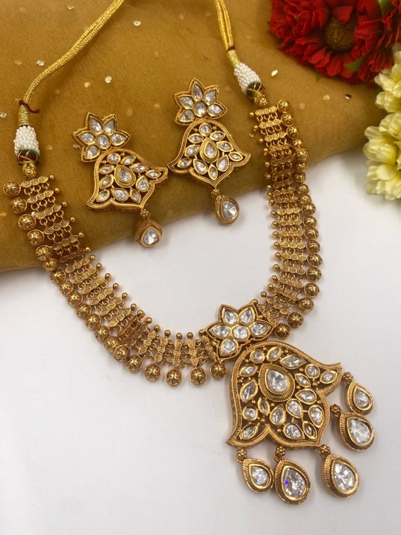Gold Modern Jewelry Set